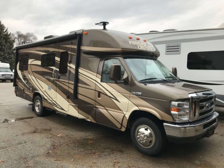 10 Best Class C RVs Under 25 Feet