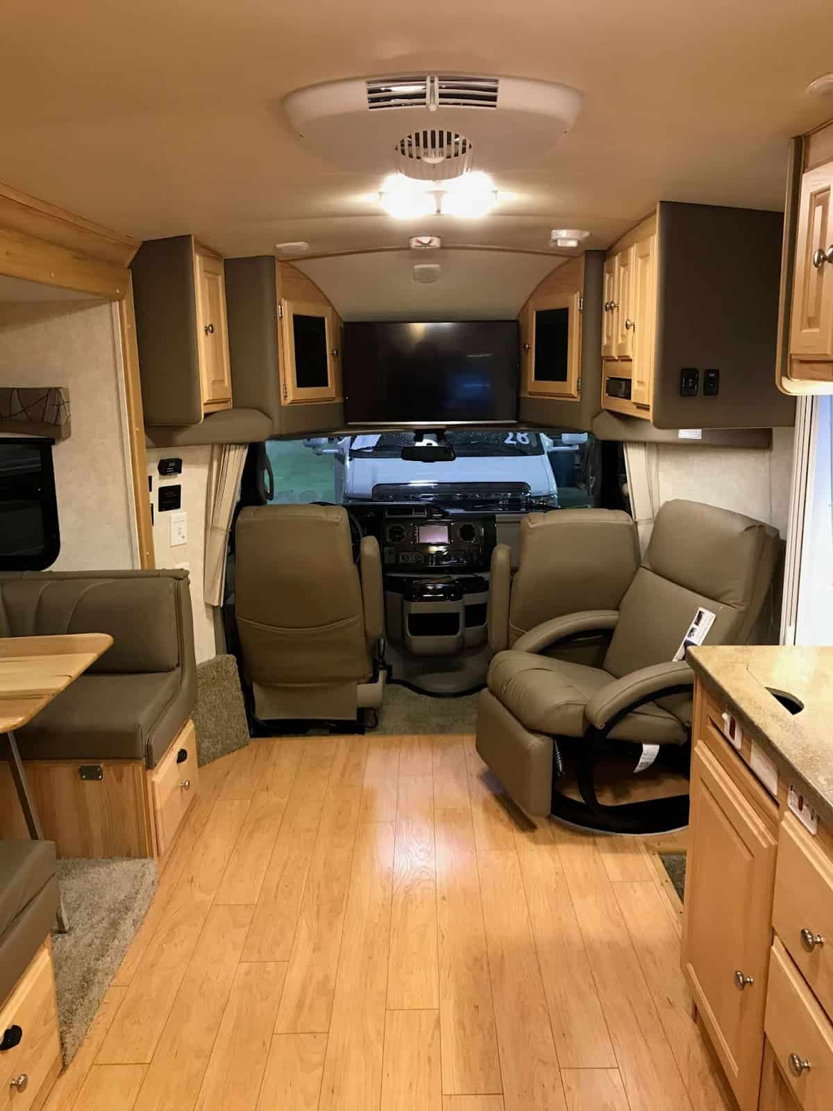 10 Best Class C RVs Under 25 Feet