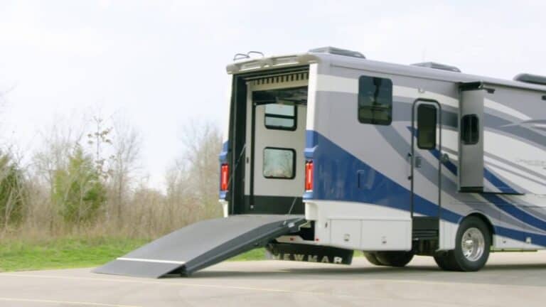 How Much Can a Class A Motorhome Tow?